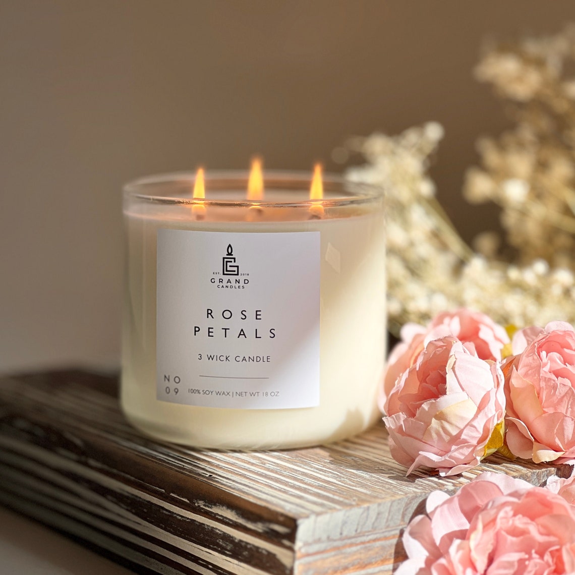 17 Refreshing Rose-Themed Bedroom Ideas - hausvibe