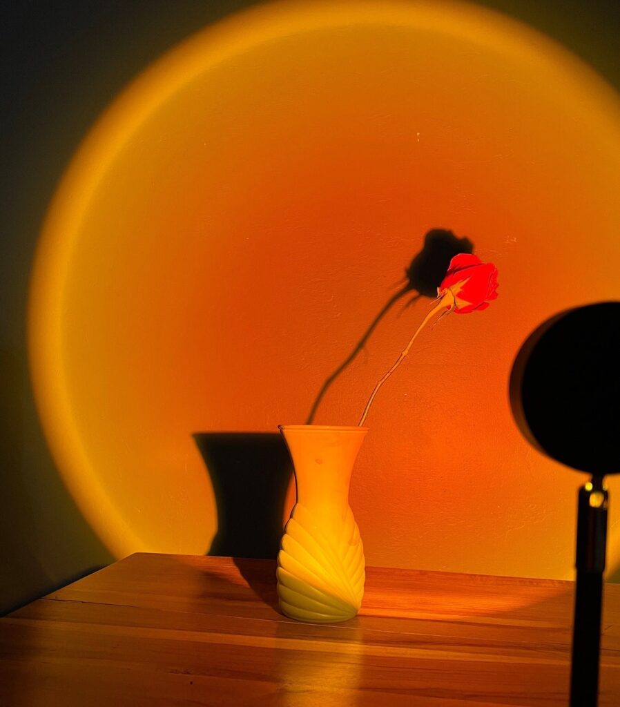 22 Sunset-Themed Bedroom Ideas For Creating A Warm Retreat - hausvibe